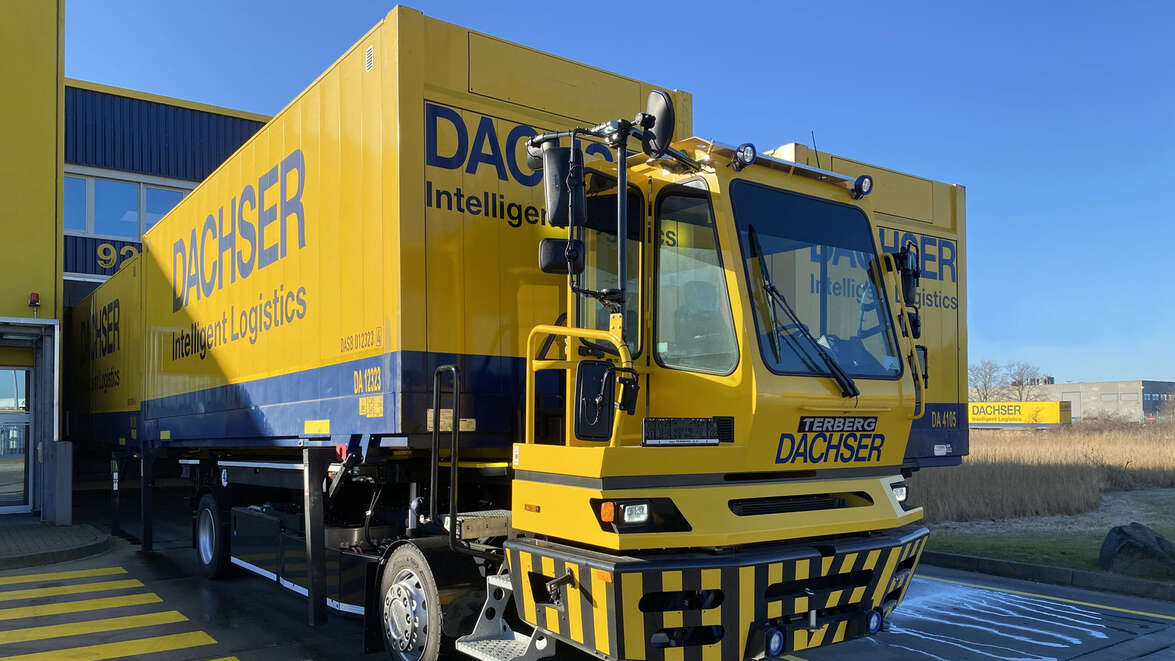 Premiere for battery-electric yard vehicles